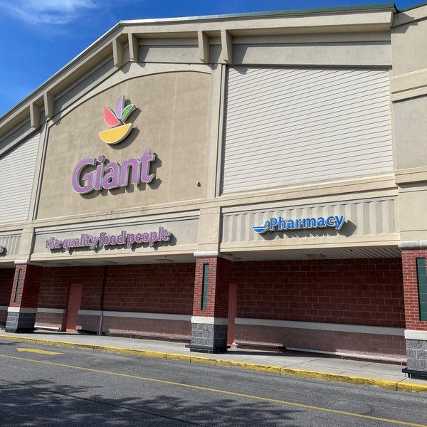Giant Food - Grocery Store
