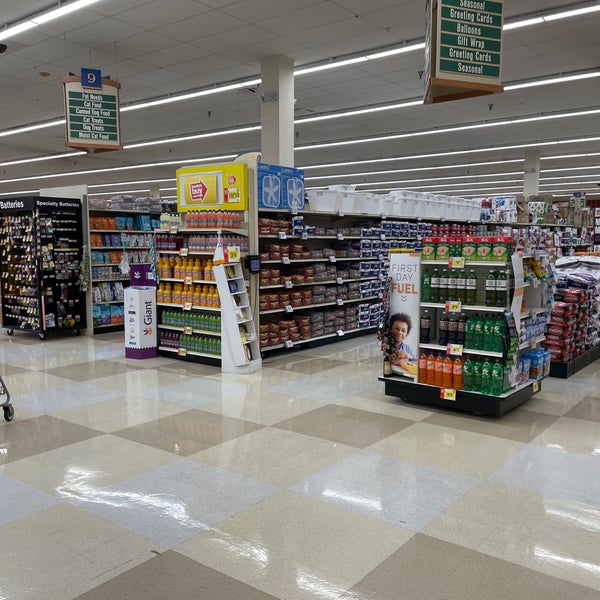 Giant Food - Grocery Store