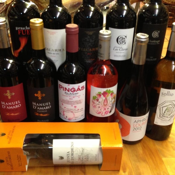 Juncal Alimentacion - Gourmet Store in Pontevedra