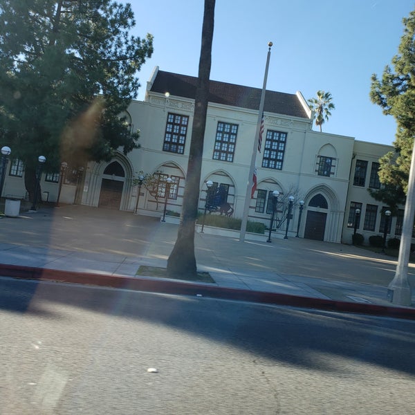 John Muir High School - High School in Pasadena