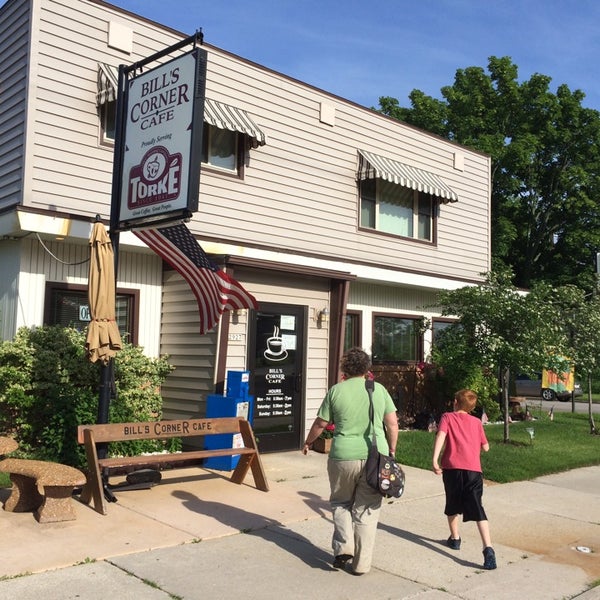 Bill's Corner Cafe - Restaurant in Sheboygan
