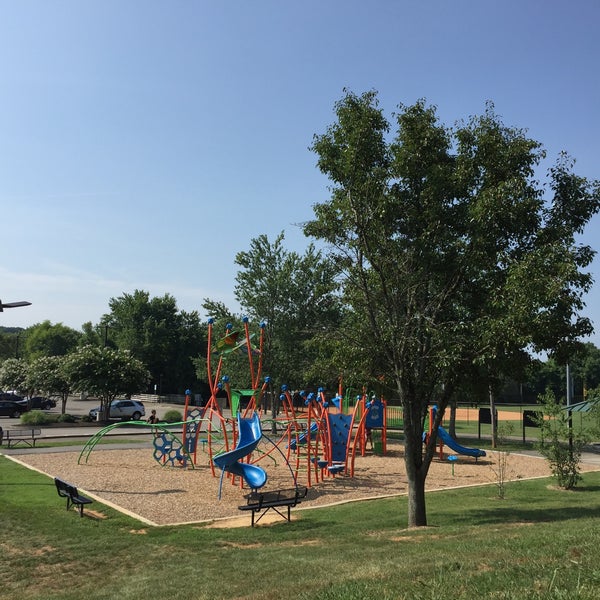 Mayor Bob Leonard Park - 301 Watt Road