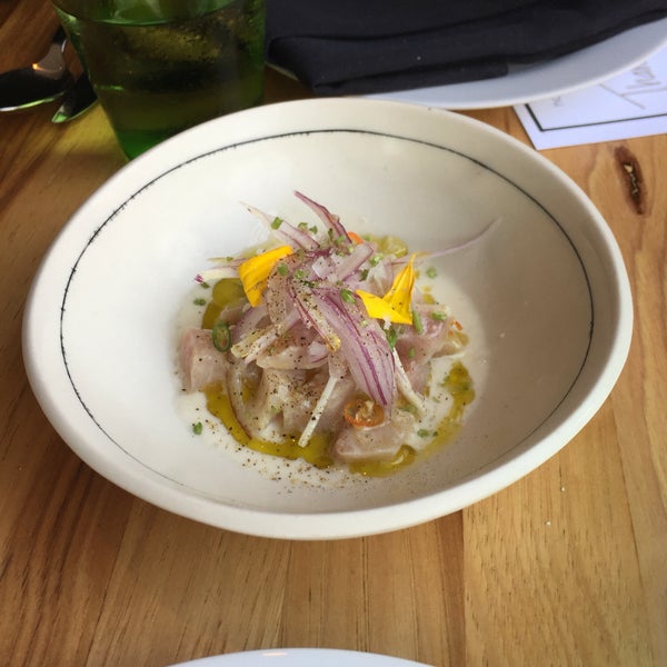 QUI Restaurant (Now Closed) - 1600 E 6th St