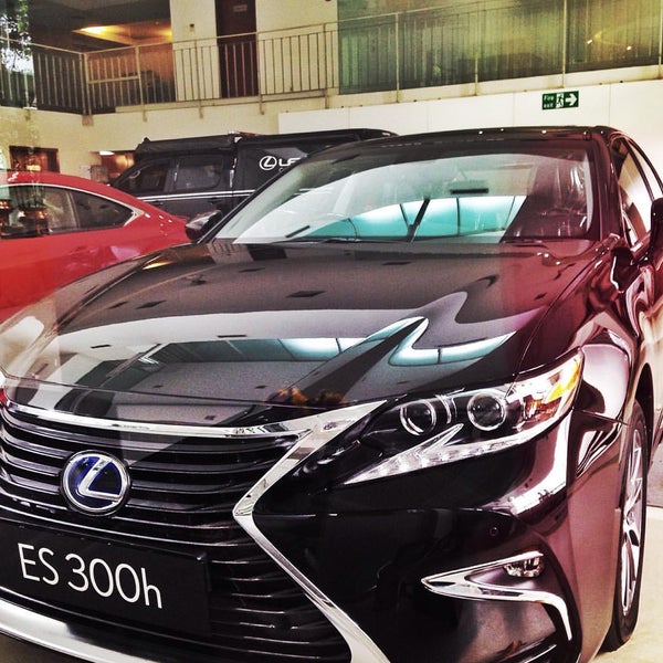Lexus Gallery - Menteng - 2 tips from 137 visitors