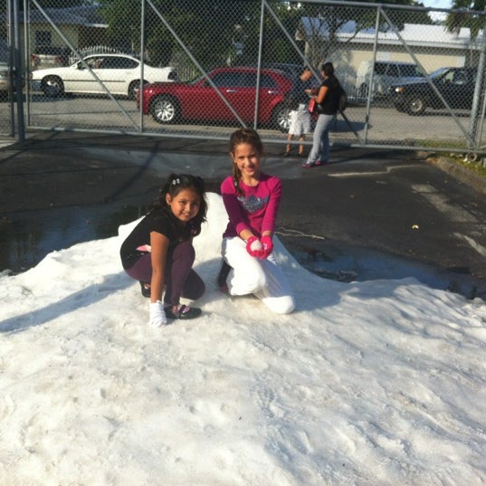 Phyllis Ruth Miller Elementary - 36 visitors