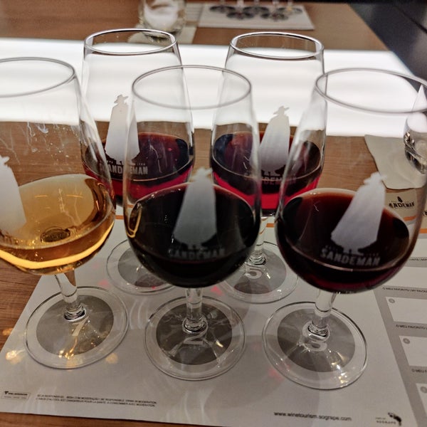 Caves Sandeman & C. - Vila Nova de Gaia, Porto