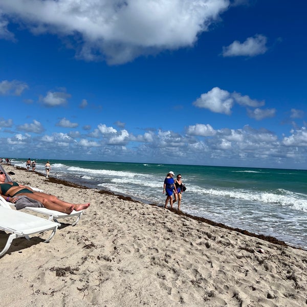 Hallandale Beach - Beach