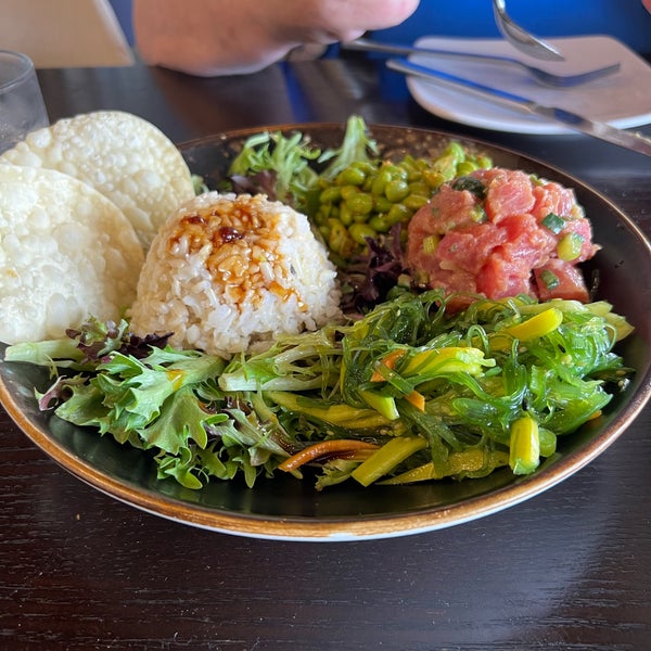 GG's Waterfront Bar And Grill - Seafood Restaurant in Hollywood