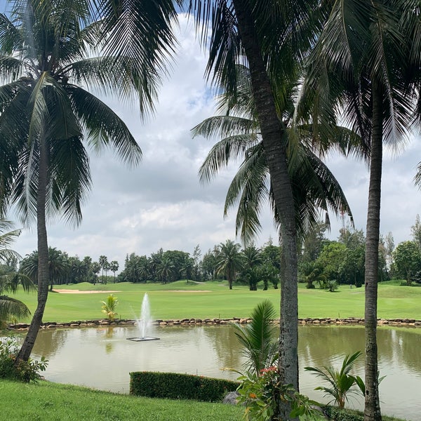 Alpine Golf Club - Golf Course