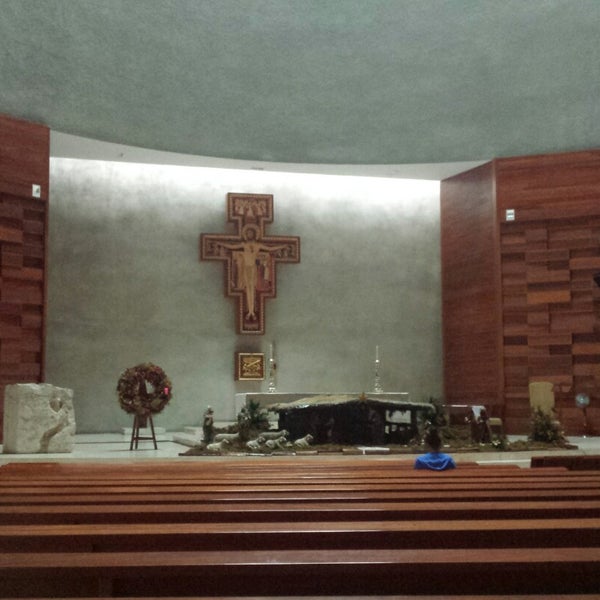 Movimiento Avanzada Católica Surco (MAC) - Spiritual Center