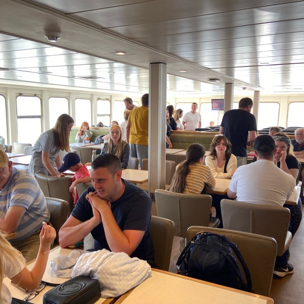 MV Red Falcon (Red Funnel) - Boat or Ferry in Southampton - Cowes