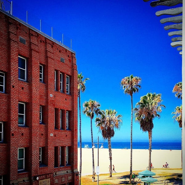 The Jerde Partnership - 913 Ocean Front Walk