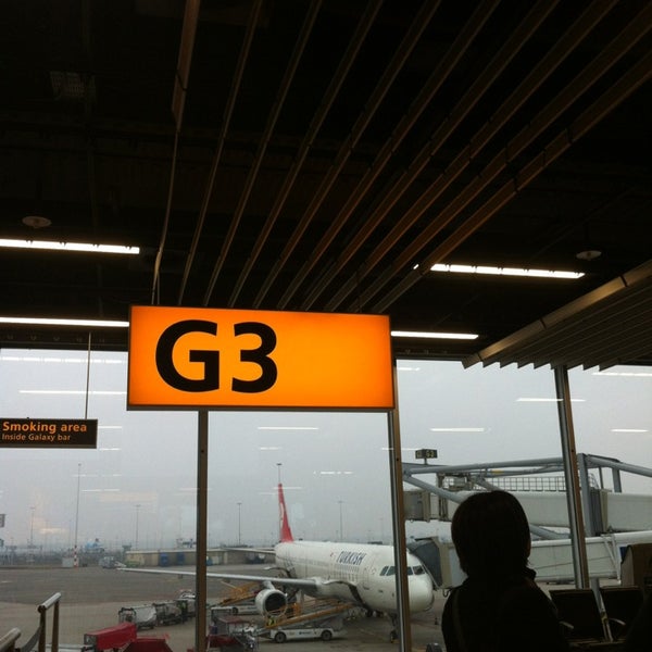 Gate G3 - Airport Gate