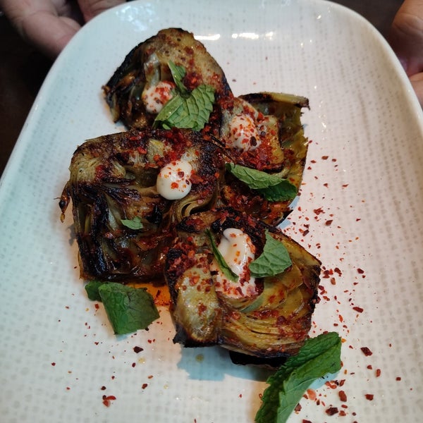 Ella Elli - American Restaurant in Chicago
