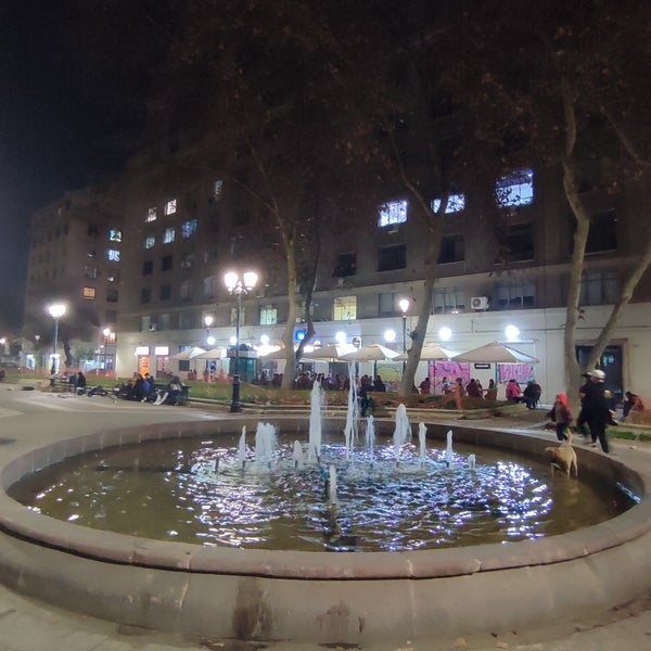 Paseo Bulnes - Pedestrian Plaza in Santiago Centro