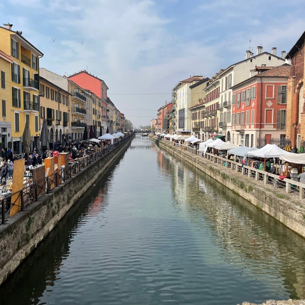 Mercatino Naviglio Grande - Flea Market in Navigli
