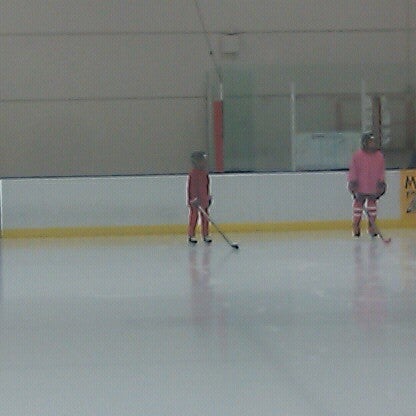 Photos at Pepsi Ice Center - Downtown Bloomington - 7 tips from 355 ...