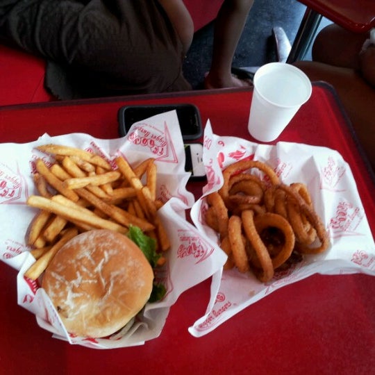 Teddy's Bigger Burgers - 33 tips from 1491 visitors