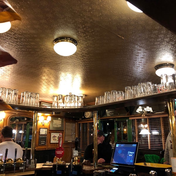 The Eight Bells - Pub in Fulham