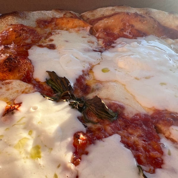 State Flour Pizza Company - Restaurant