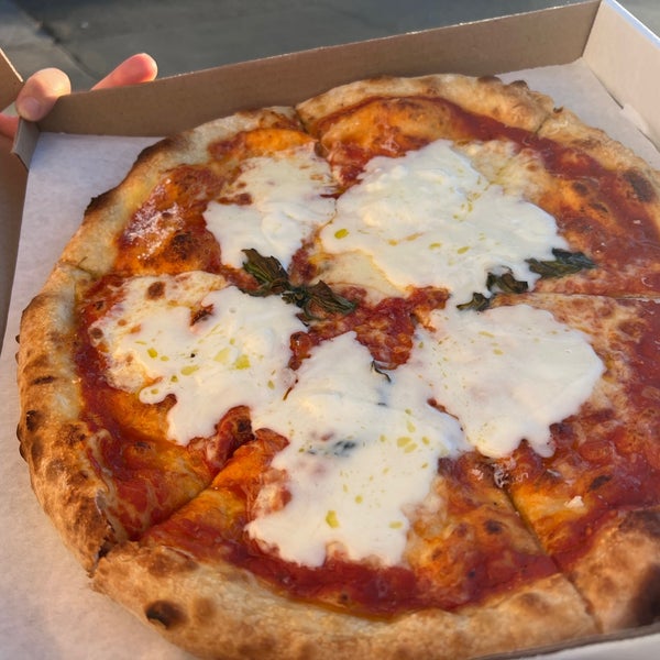 State Flour Pizza Company - Restaurant