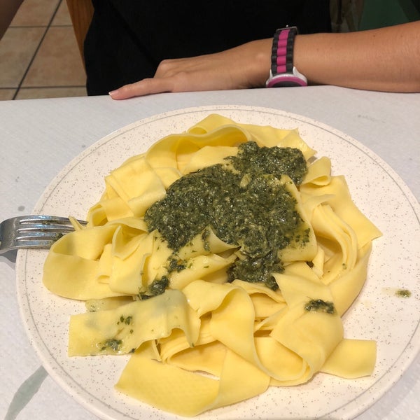 Pizzeria Salvatore - Italian Restaurant in Romareda