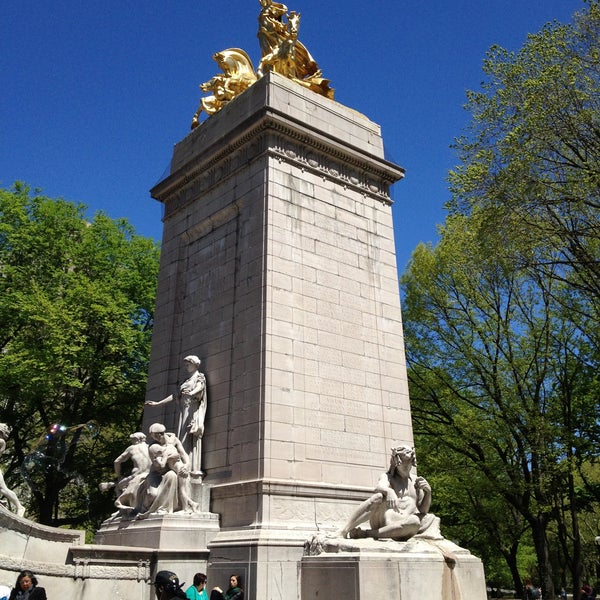 Central Park West - Road in New York