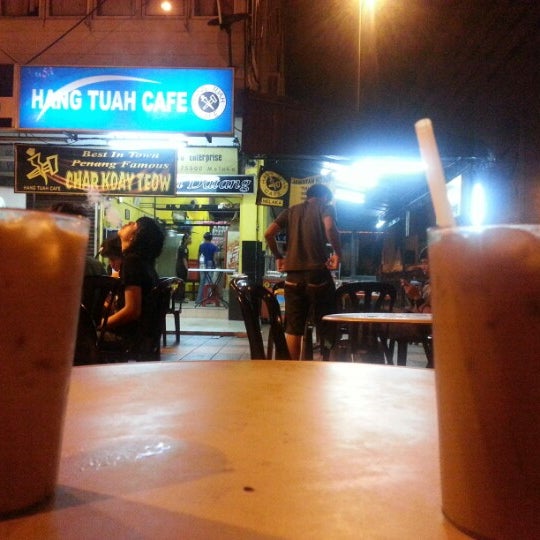 Hang Tuah cafe, depan Utem, Bandar Melaka - Café