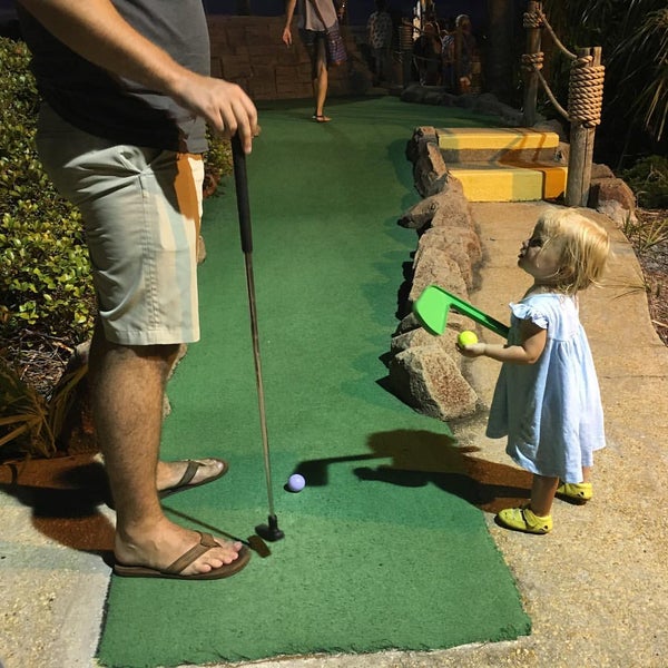 Tiki Island Mini Golf - 5 tips from 312 visitors