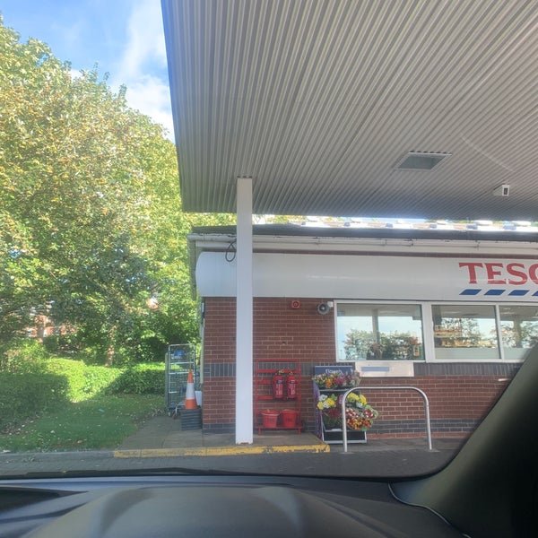 Tesco Petrol Station - York, North Yorkshire