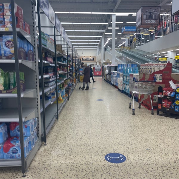 Tesco Extra - Askham Bar