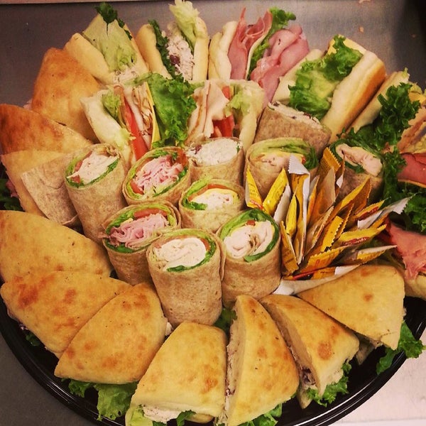 Holly's Deli - Deli