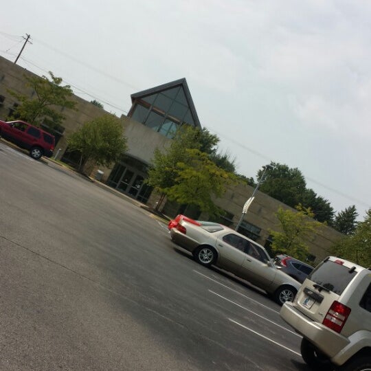 Evansville Vanderburgh Public Library: Oaklyn Branch - Library in ...