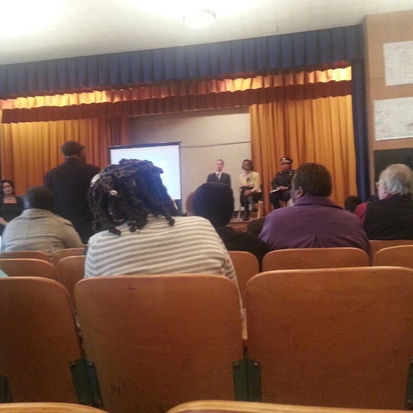 Alexander Wilson Elementary School - Elementary School in Kingsessing