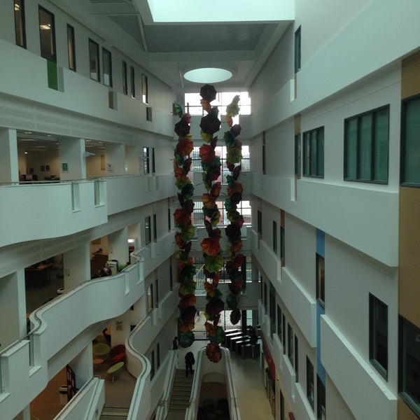 Barnsley College - 4 tips from 104 visitors