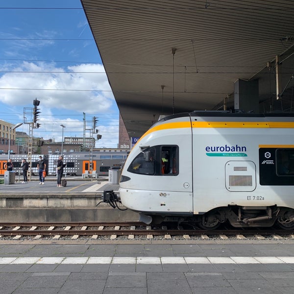 Gleis 13/14 - Stadt-Mitte - Düsseldorf Hauptbahnhof