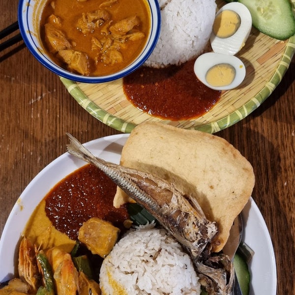 CC WOK - Asian Restaurant