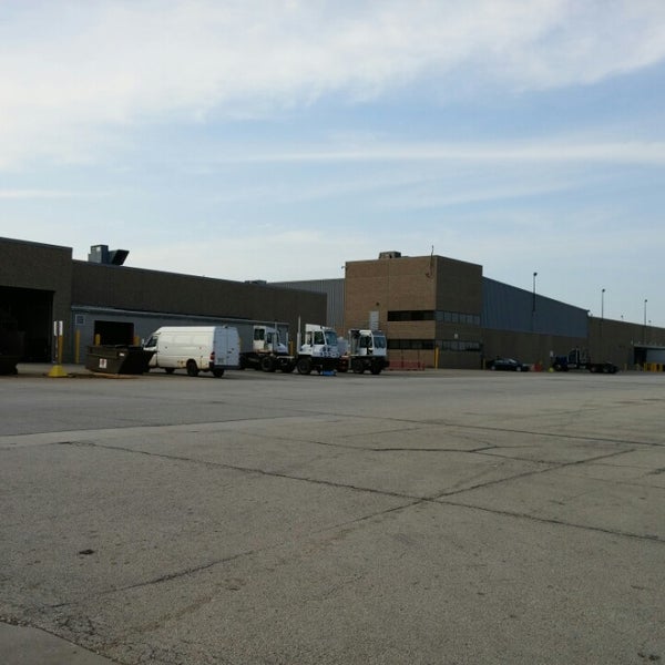 Photos at UPS Chicago Area Consolidation Hub - 11 tips