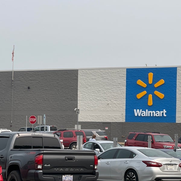 Photos at Walmart Supercenter - 3 tips from 437 visitors