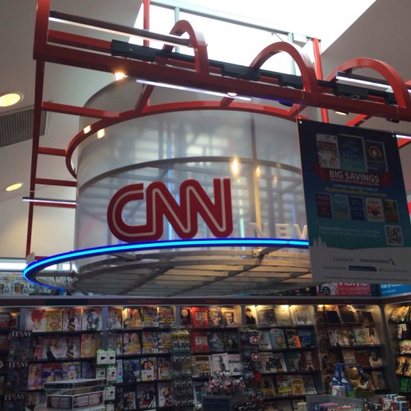 CNN Newsstand - in ORD Terminal 1