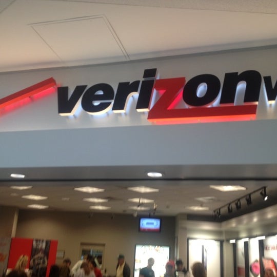 Verizon - Cherry Creek - 5 tips from 222 visitors