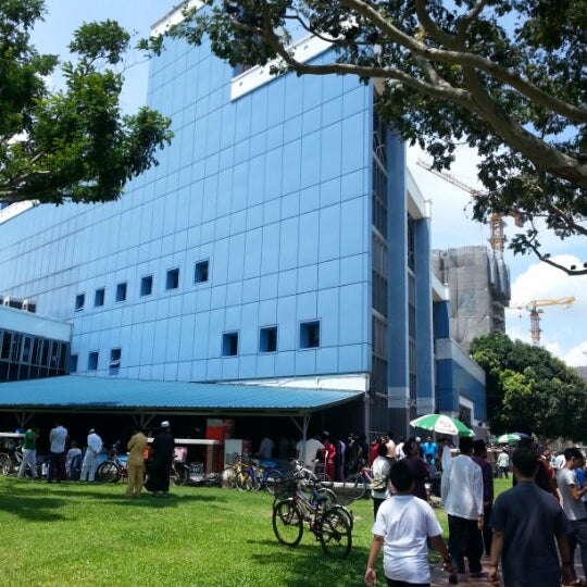 Masjid Darul Ghufran (Mosque)