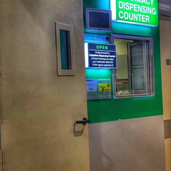 MAHKOTA MEDICAL CENTRE Pharmacy Dispensing Counter - Melaka, Melaka