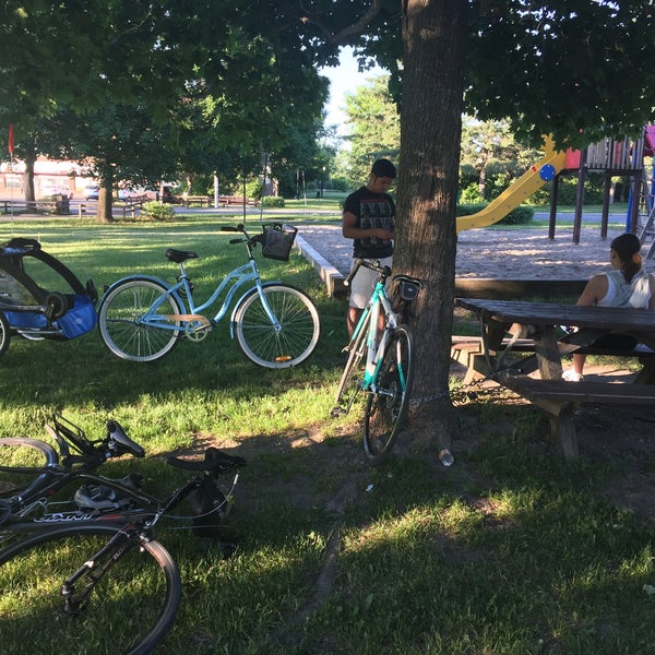 Pushman Park - South Keys-Greenboro West - 1 tip from 33 visitors