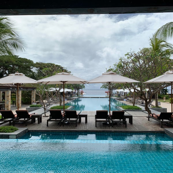 Infinity Pool at Crimson Resort & Spa Mactan - Cebu, Cebu