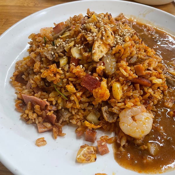 Western Fried Rice 철판 볶음 전문점 - 서교동 - 마포구 홍익로6길 8