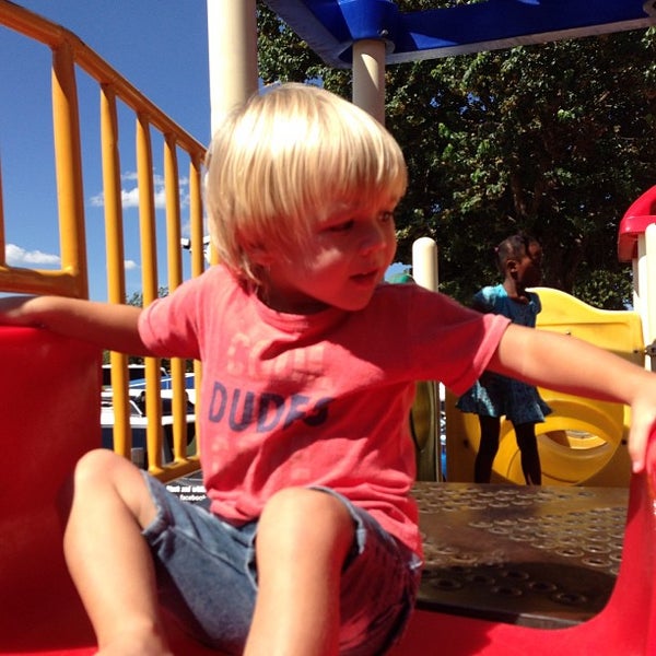 Photos at Montrose Stop - Country Highway Complex - Shopping Mall in ...