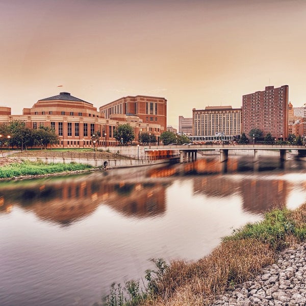 Olmsted County Government Center - 3 tips from 295 visitors