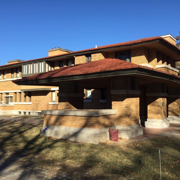 Frank Lloyd Wright's Allen House - College Hill - 4 tips from 73 visitors