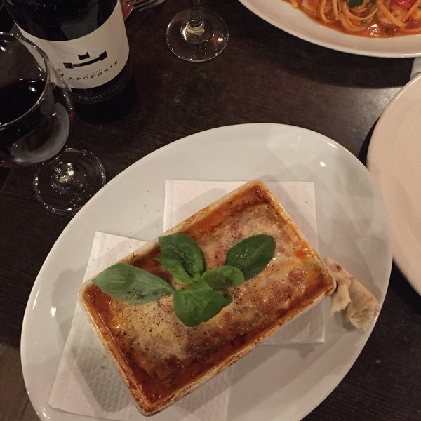 Cozzo - Italian Restaurant in Islington